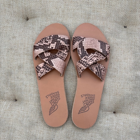 Ancient Greek Sandals | Shoes | Ancient Greek Sandals Desmos Snake ...